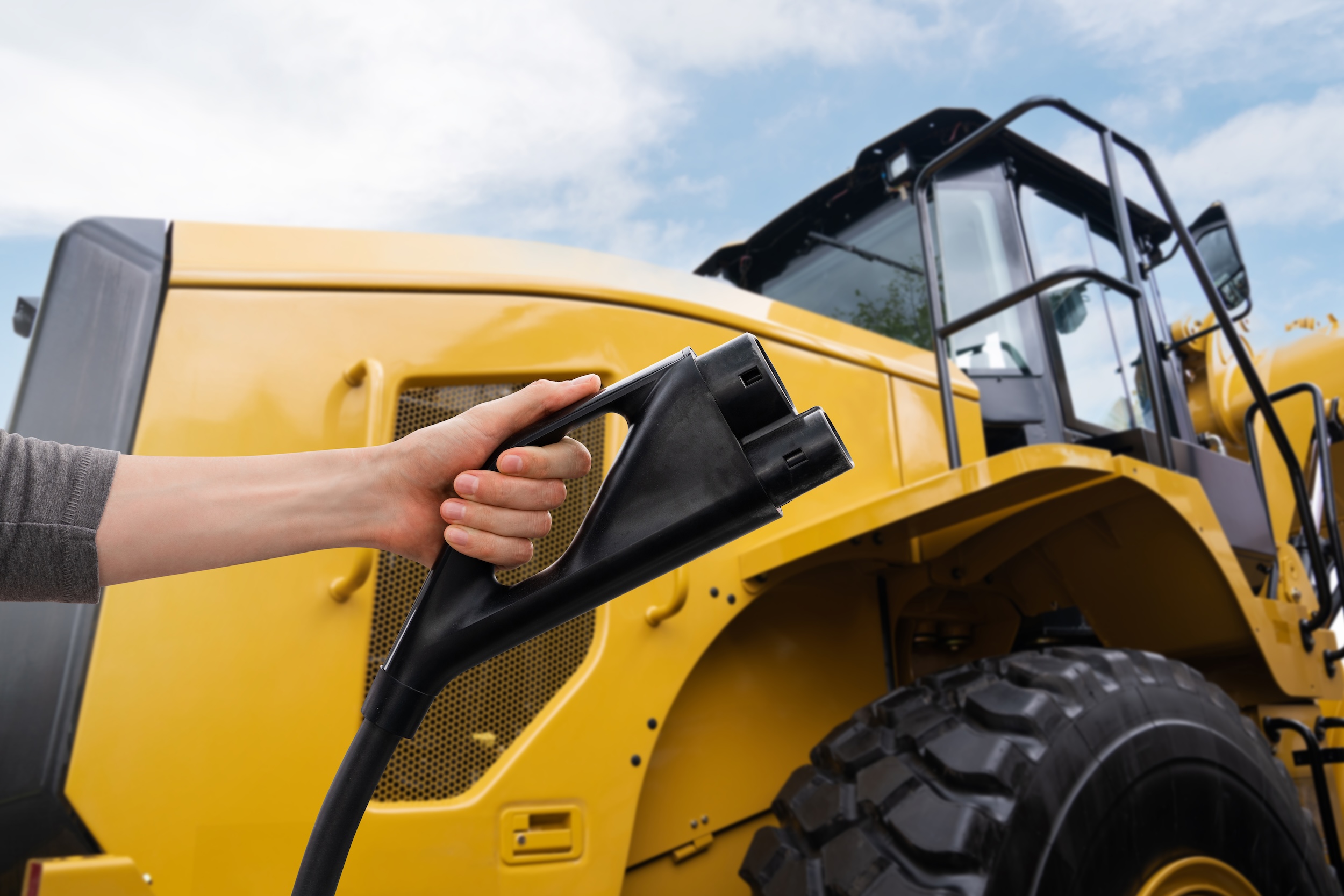 Everything You Should Know About Electric Tractors – Complete Farm Guide